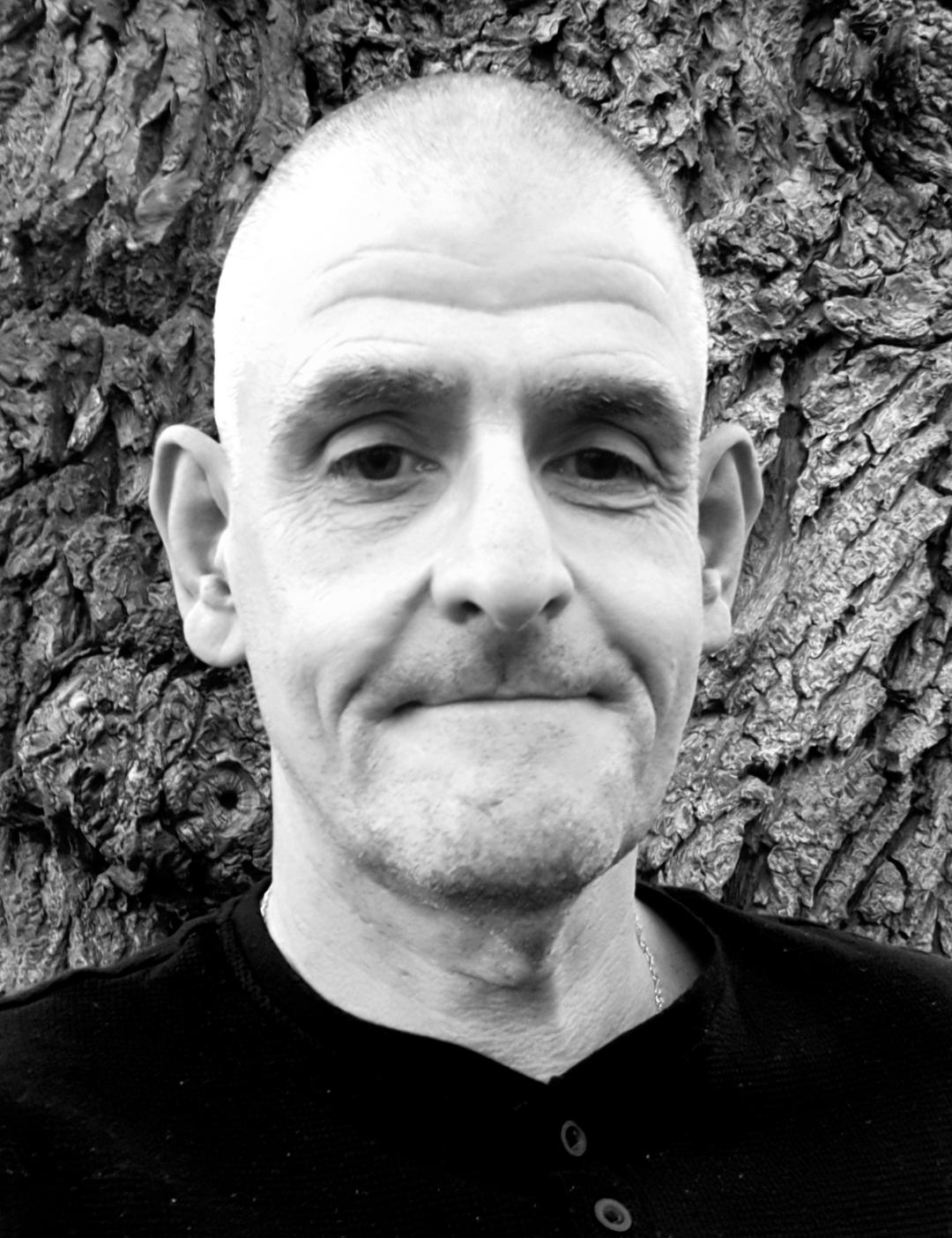 Stephen Rowlands Medium And Healer – Connecting You With Spirit